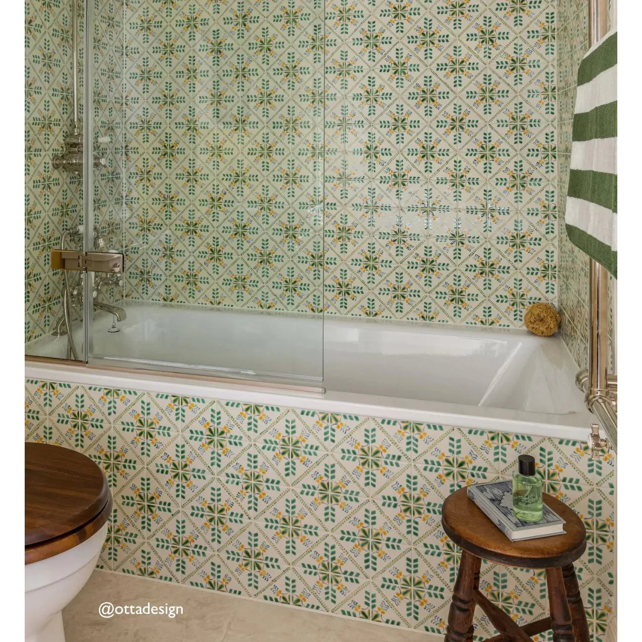 ired Earth Acapulco Merida Wall Tile | Hand-Painted 10x10cm